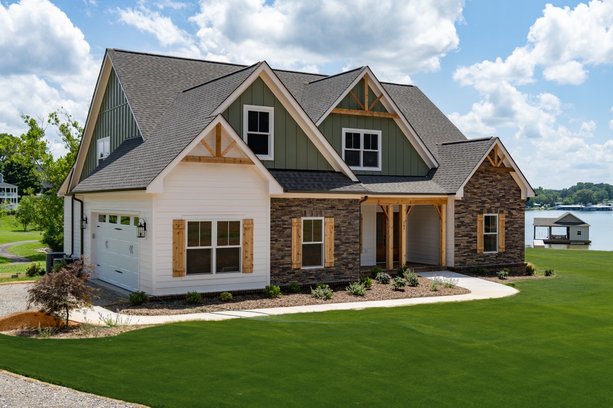 Smith Mountain Lake – CG2 Homes